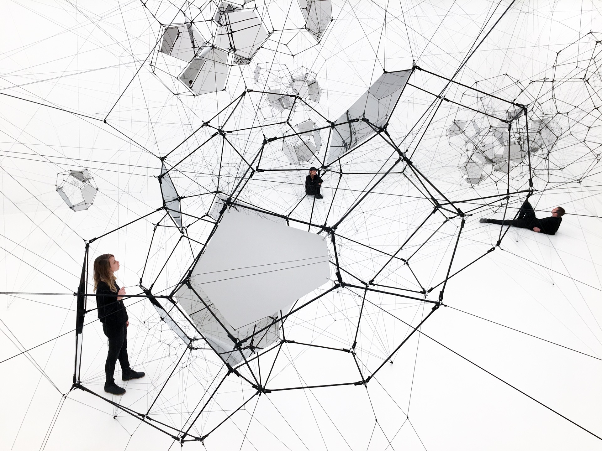 Stillness in Motion — Cloud Cities · STUDIO TOMÁS SARACENO